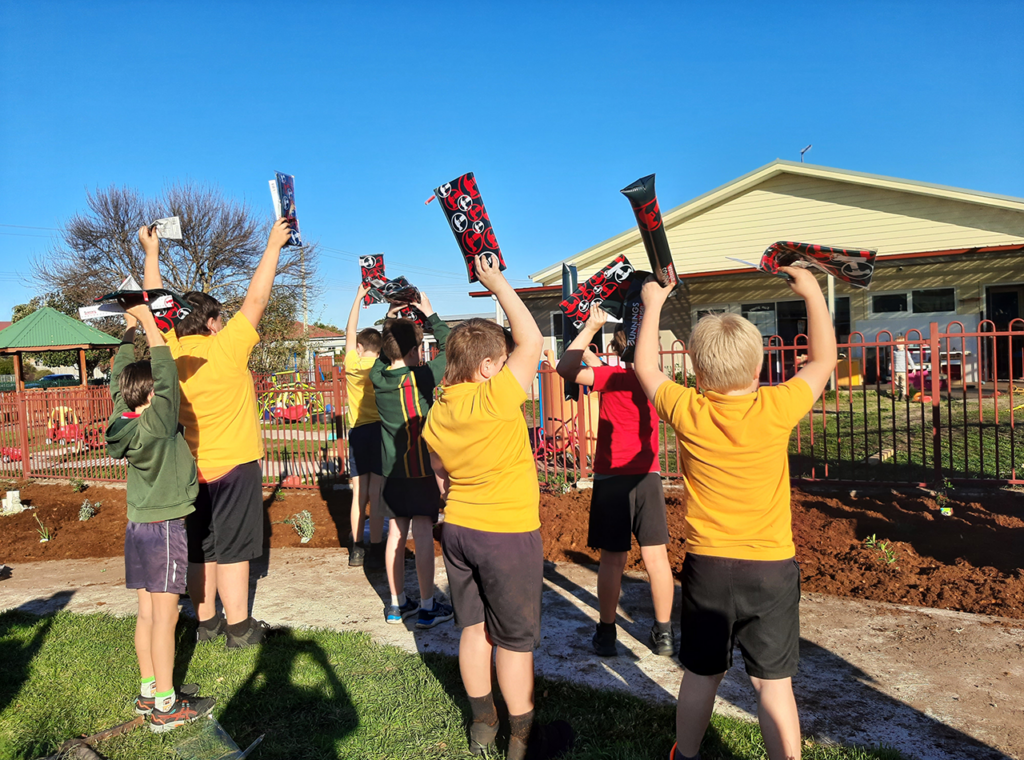 Bush foods garden TIA - Greening Australia - Greening Australia
